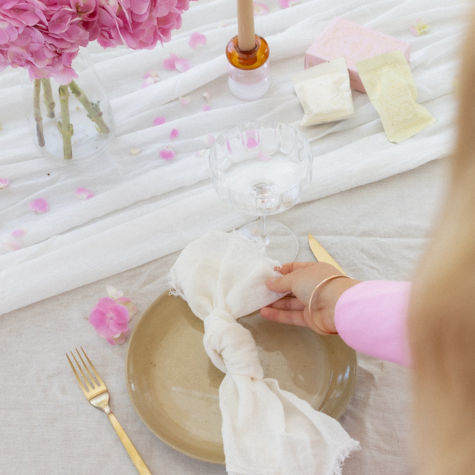 PLAN THE PERFECT DATE NIGHT – Prae Wellness