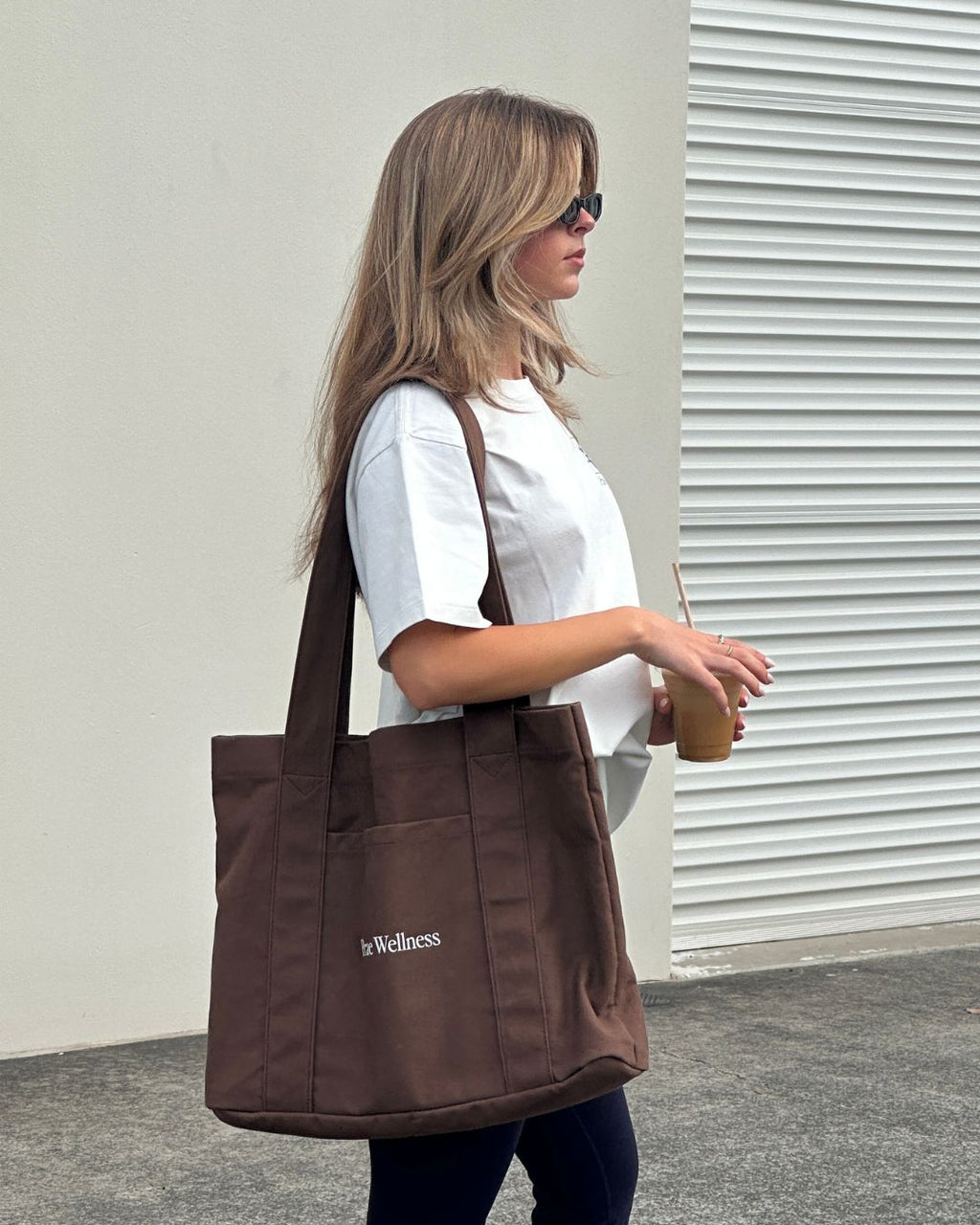 Prae Wellness Canvas Tote Bag – Brown
