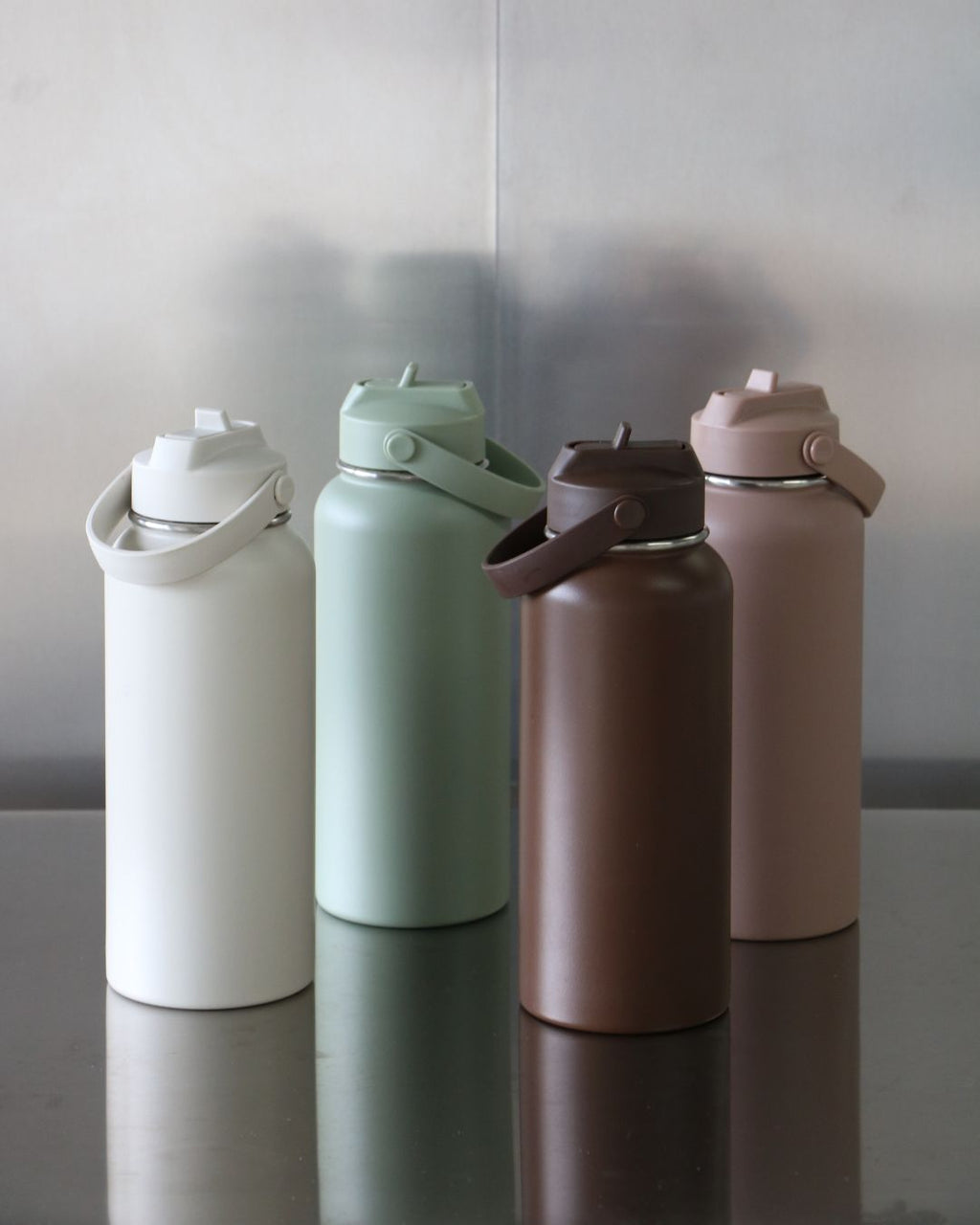 Prae Drink Bottle | 960ml Insulated Stainless Steel | Sage Green – Prae Wellness